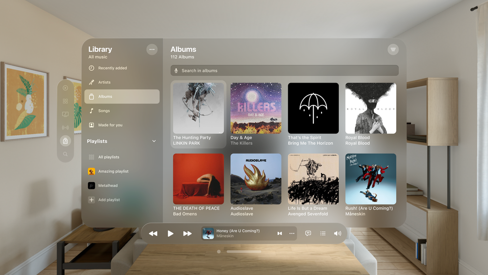 Ensuring interface legibility and contrast in visionOS